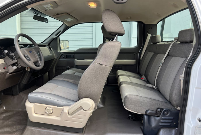 2009 Ford F-150 - Inside Driver